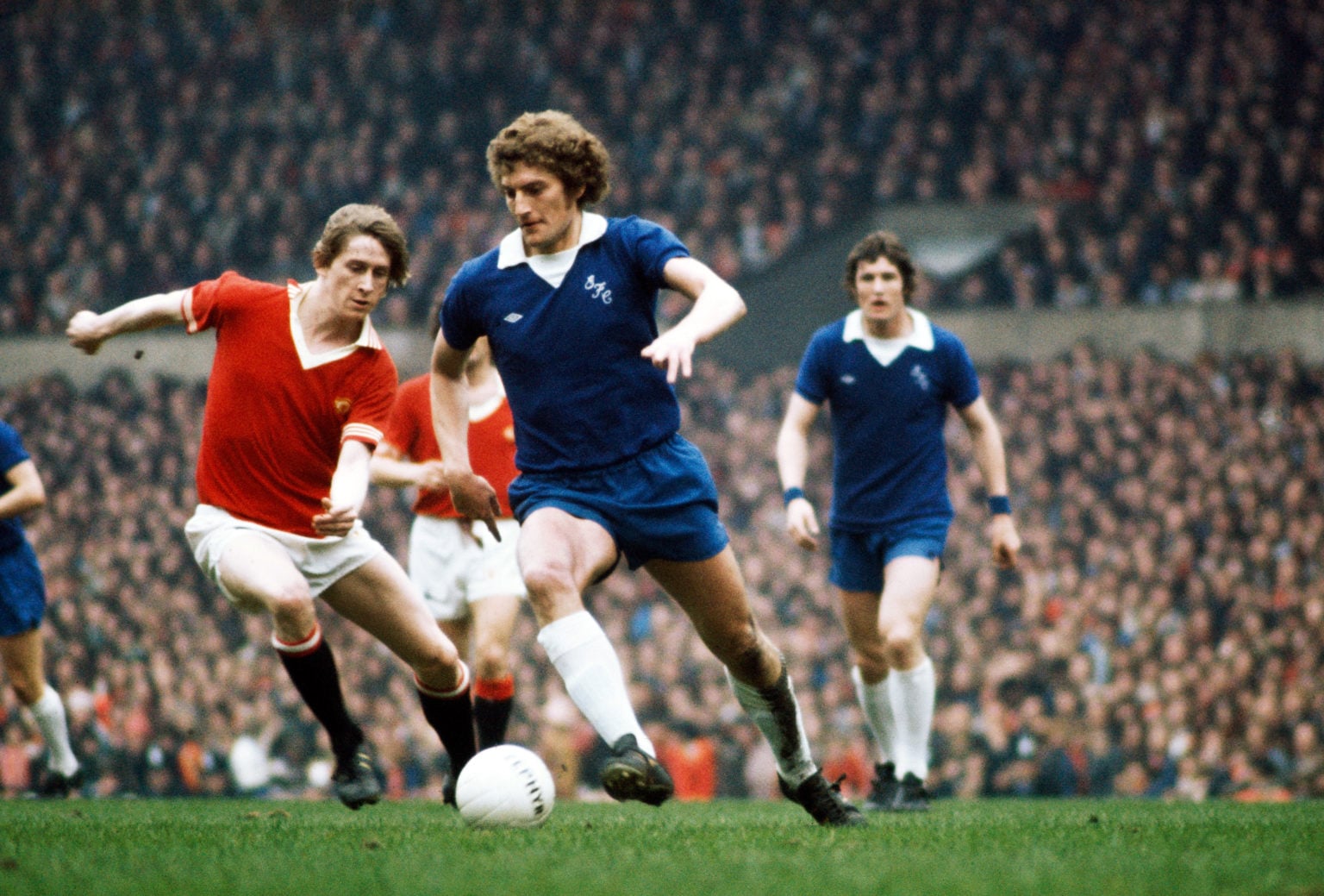 Everton star gets compared to Mick Lyons after ‘no-nonsense’ display