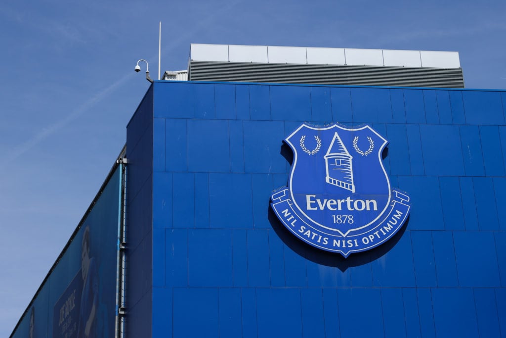 Player who was released by Everton picks up prestigious award after ...