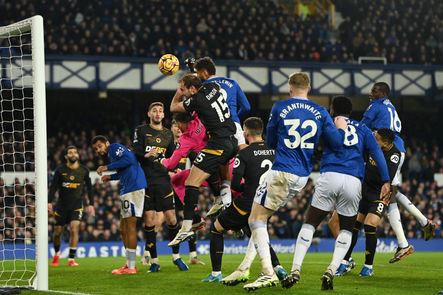 Sean Dyche shares what he told Everton players in dressing room before ...