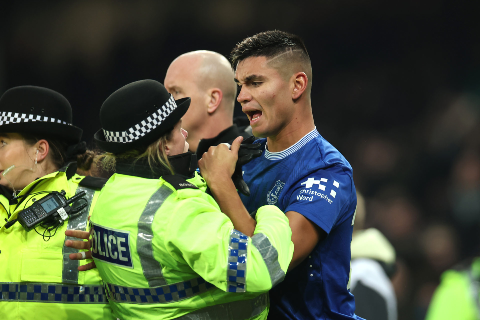 Carlos Alcaraz makes Everton promise to continue the legacy of two ...