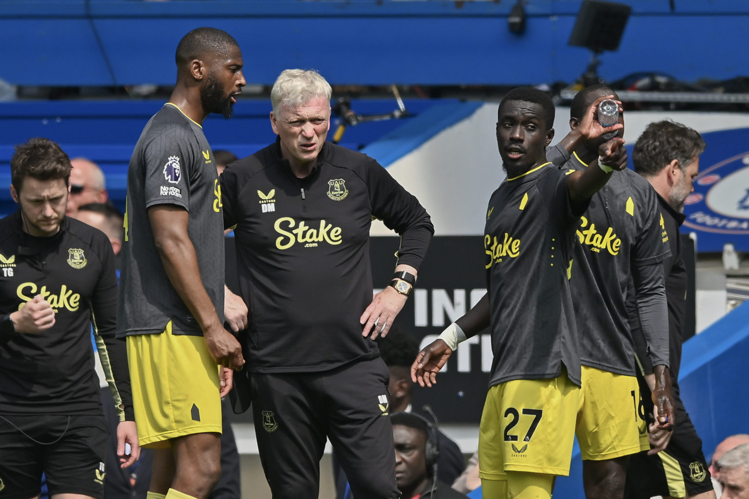 Idrissa Gana Gueye U-turn as Everton contract talks spark major development