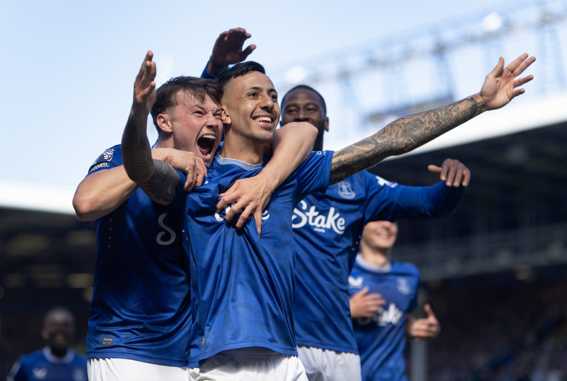 'Dangerous' Everton player's future has just become a lot clearer after ...