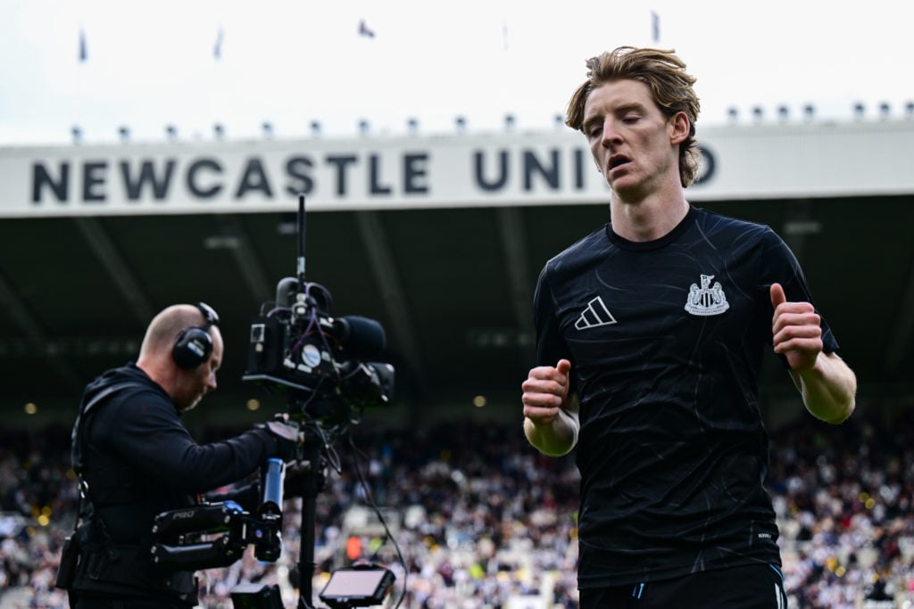 Everton brutally mock Anthony Gordon with social media post after his ...