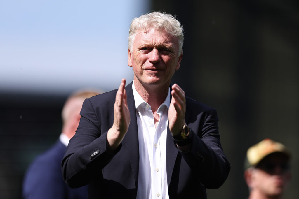 Chelsea mount more misery on Everton by opening talks with another ...
