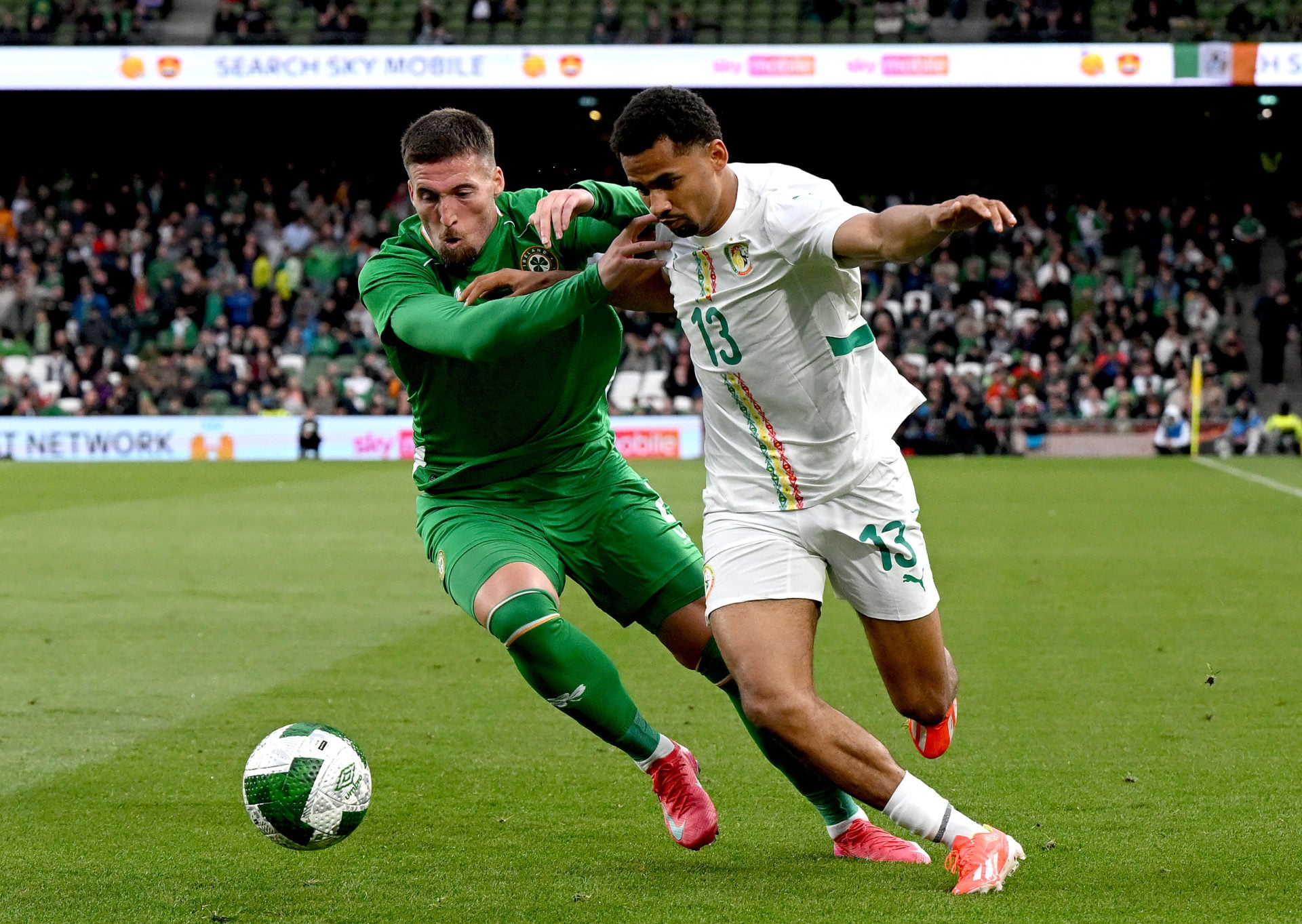 Senegalese media go crazy over Everton forward Iliman Ndiaye with his ...