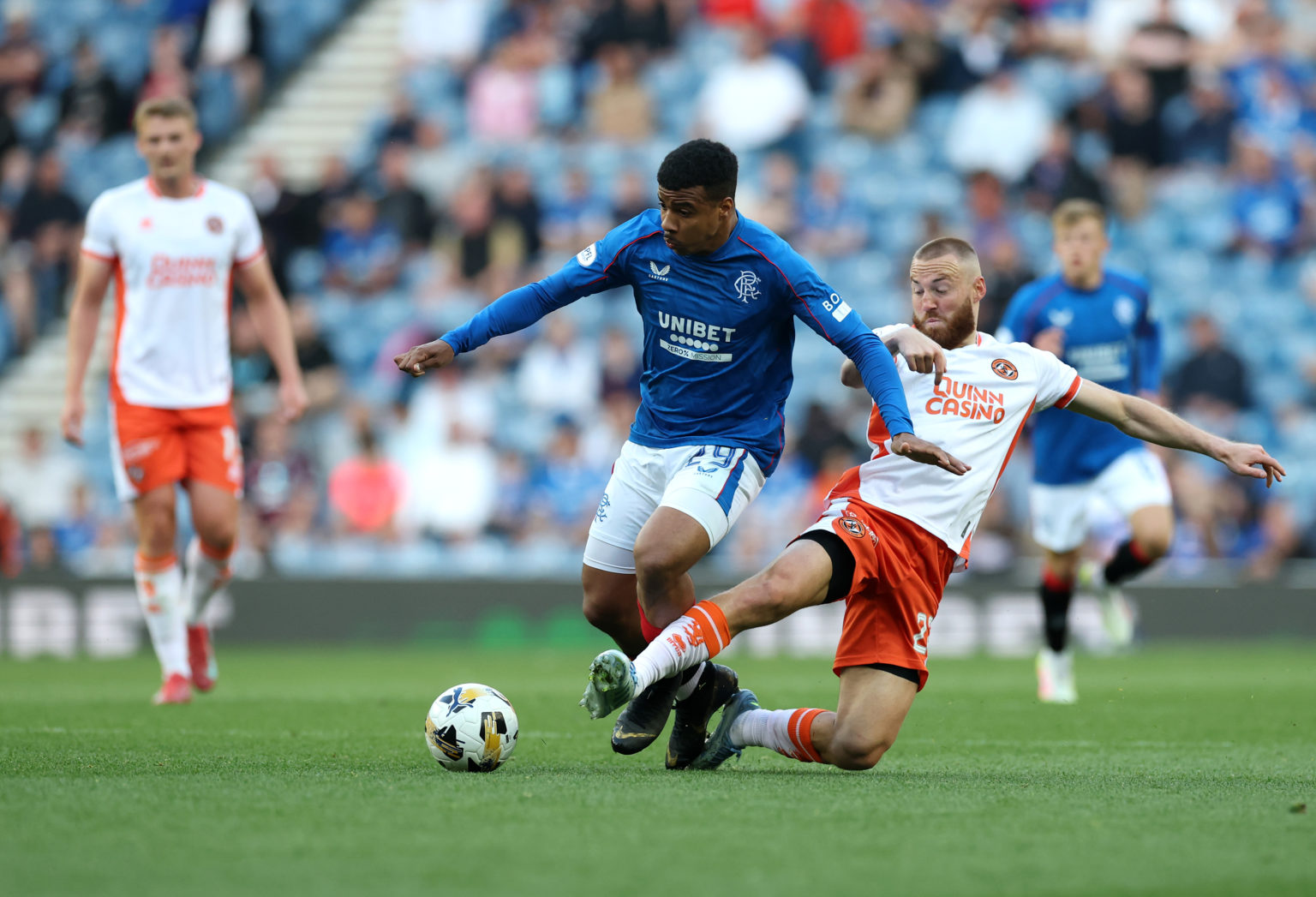 Everton have just made contact to sign striker who plays just like ...