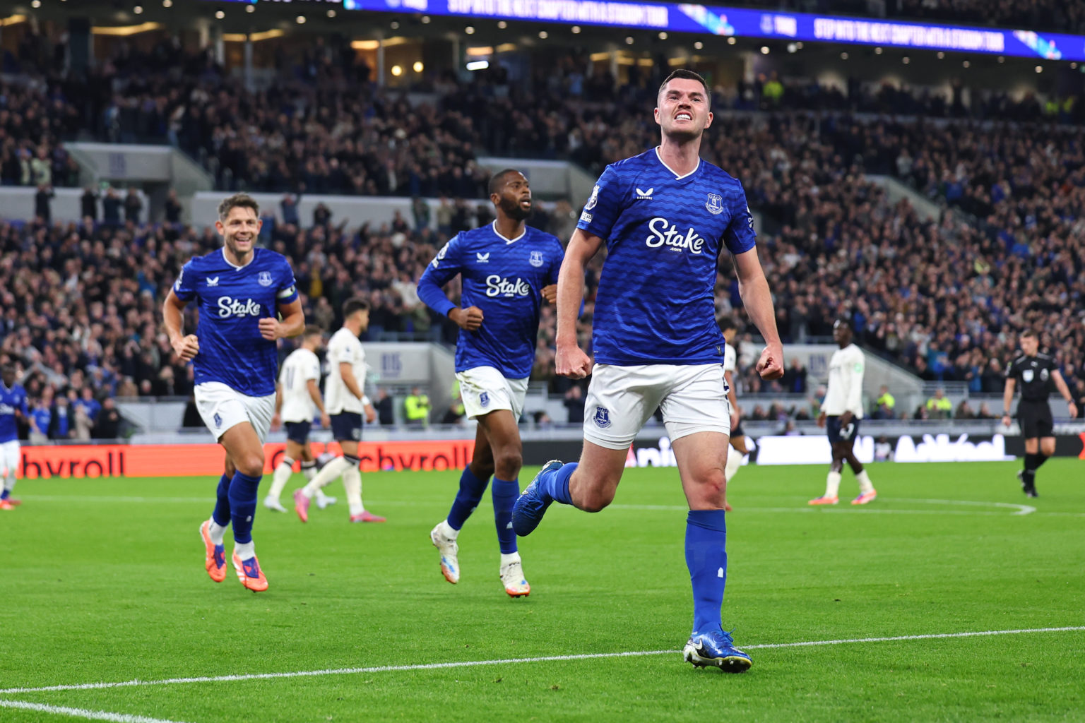 Forget Michael Keane, Everton star was 'a real handful' for West Ham ...