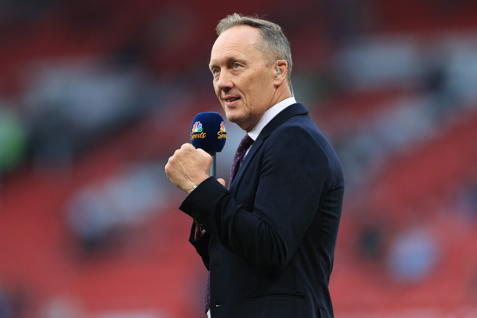 Everton fans had a lot to say about Lee Dixon after comment during ...
