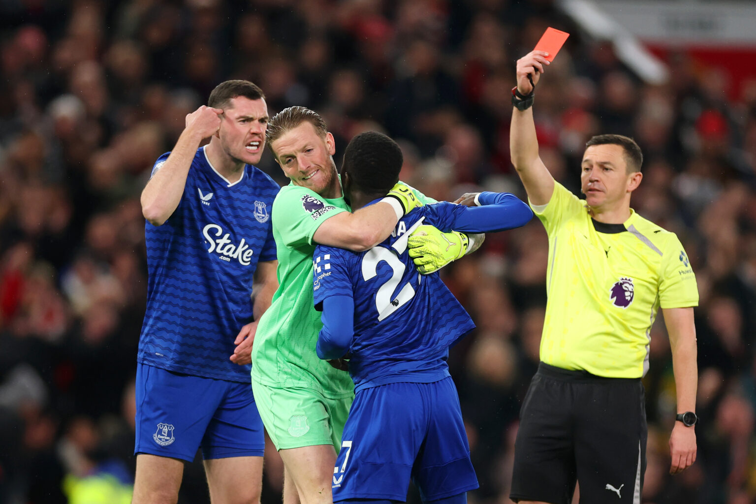 Idrissa Gana Gueye releases statement after Everton red card vs Man United