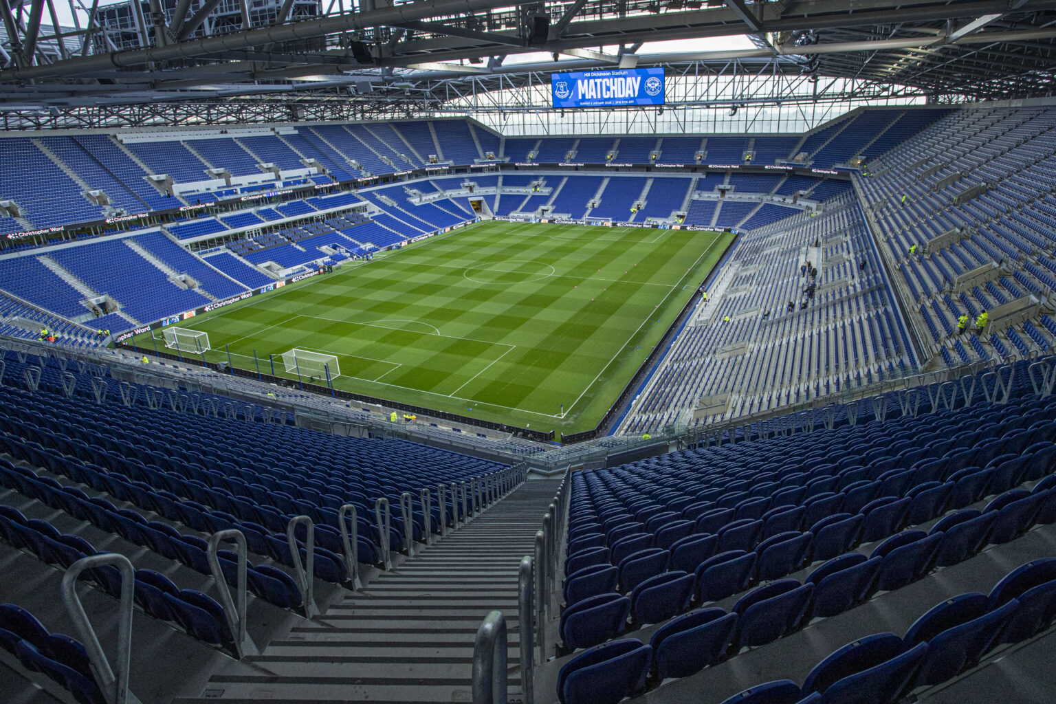It's quite obvious why Everton are struggling to win at the Hill ...
