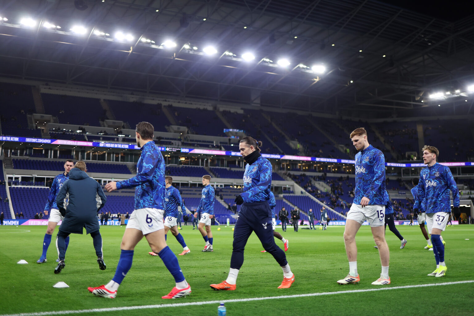 Everton coaches left so impressed as 18-year-old prospect shines in ...